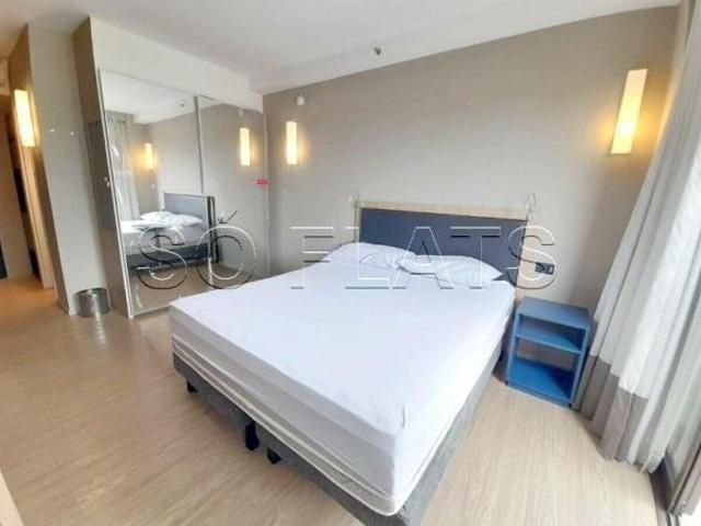 Lindo Flat em Alphaville, excelente localização, para investir ou morar