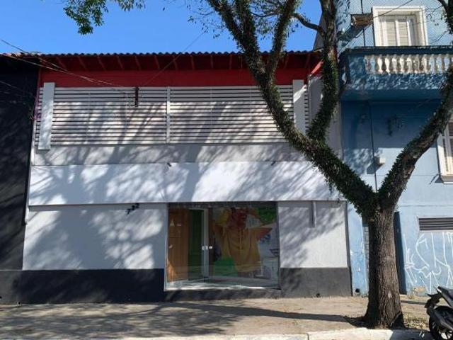 Lindo Imóvel Comercial à Venda, 160 m² no Bairro Saúde!