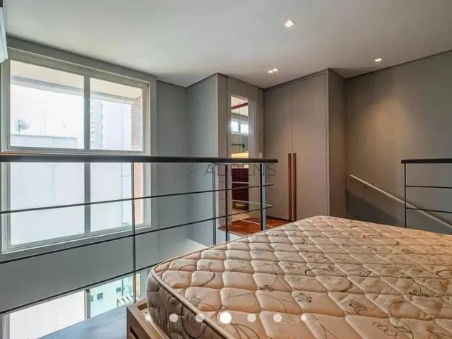Lindo loft duplex reformado próx Paulista e Pq Ibirapuera. Venha conferir!