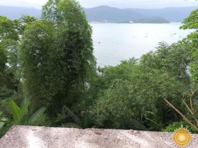 Lindo lote com vista pro mar, com licenciamento ambiental e projeto aprovado !