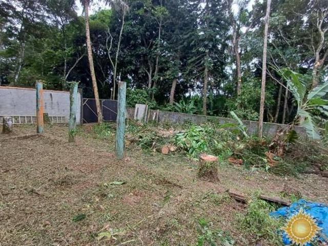 Lindo lote residencial com ampla vista Frente Mar com Laudo Ambiental com projeto aprovado !