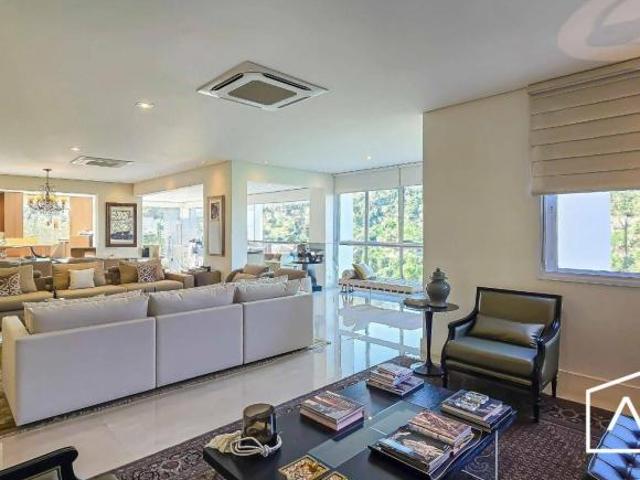 Lindo Penthouse