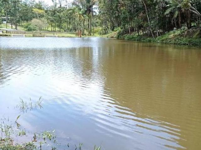 Lindo Pesqueiro a Venda na Cidade de Juquitiba, ótima oportunidade de investimento ou Lazer.