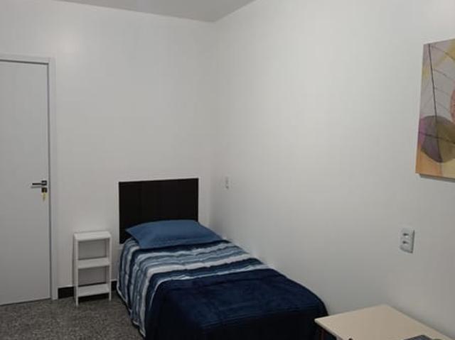 Lindo quarto na Rua Uruguai