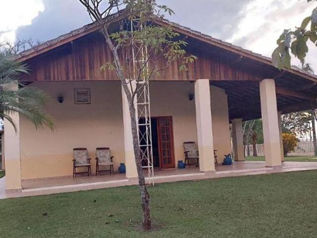 LINDO SITIO A VENDA EM CONDOMINIO