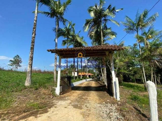 Lindo sitio com 2,5 Alqueires em Pariquera/Açu