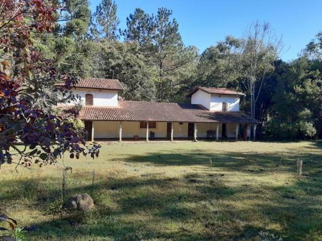 LINDO SÍTIO COM LAGOS E CASA SEDE ESTUDA PERMUTA LITORAL NORTE E SP