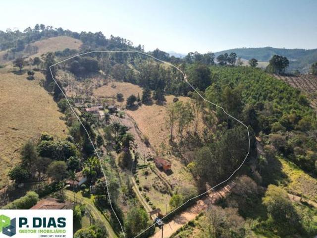 Lindo Sítio em Meio as Montanhas no Município de Socorro, Interior de São Paulo