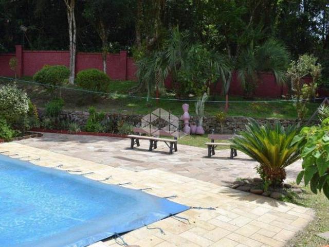 Lindo sítio localizado próximo ao mirante da Ferradura