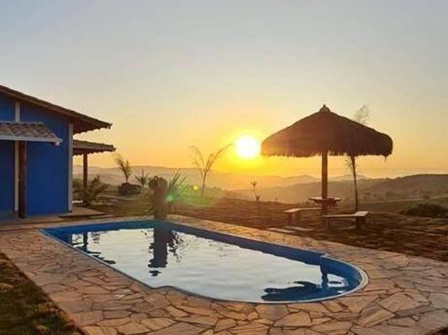 Lindo sitio no condominio Recanto da Serra