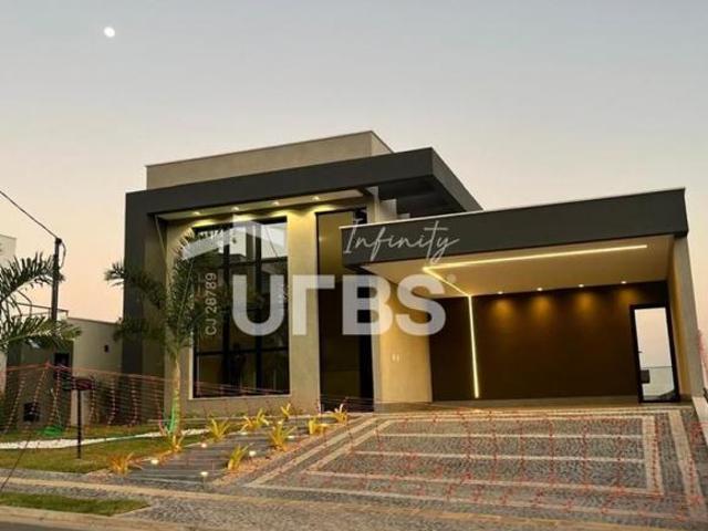 Lindo Sobrado moderno com 3 Suítes Jardins Nápoles
