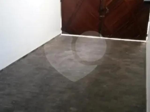 Lindo sobrado na freg. Do ó com 03 doms e 04 vagas