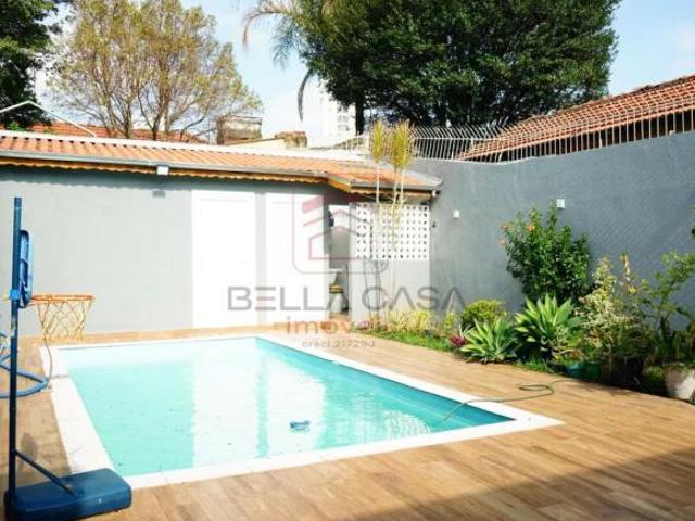 Lindo Sobrado na Vila Carrão: O Refúgio Perfeito com 3 Dormitórios 2 Suítes e Piscina!