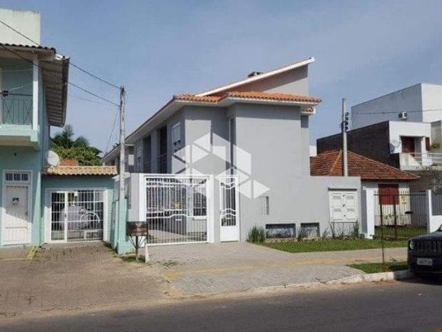 LINDO SOBRADO NO CORAÇÃO DE CANOAS