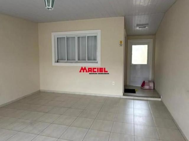 LINDO SOBRADO NO JARDIM DAS INDÚSTRIAS | 2 DORM | SUÍTE | MELHOR QUADRA DO BAIRRO