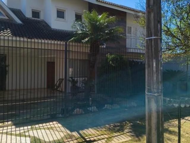 Lindo sobrado no Jardim Oásis