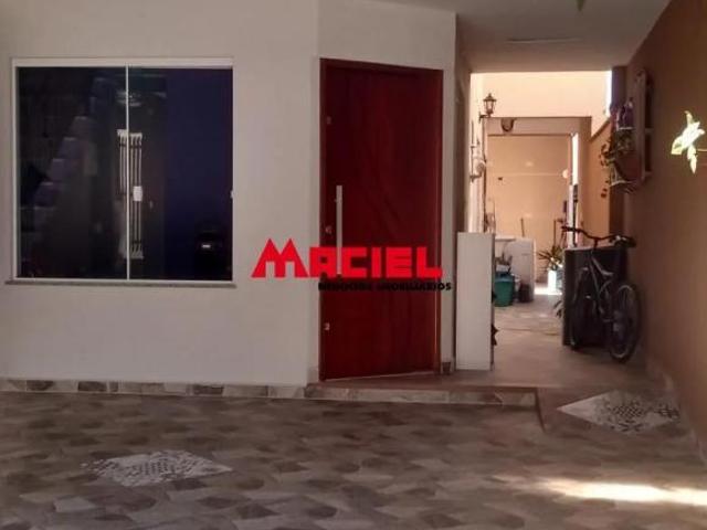 LINDO SOBRADO NO JARDIM SANTO ONOFRE | 3 DORM | SUÍTE | QUINTAL