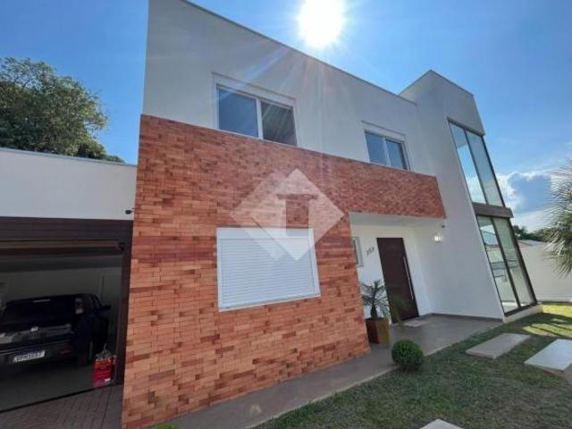 LINDO SOBRADO NOVO 300M2 EM CONDOMÍNIO FECHADO