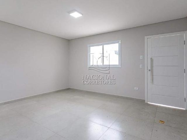 Lindo sobrado novo à venda no Bangu – 3 suítes e 4 vagas próximo UFABC
