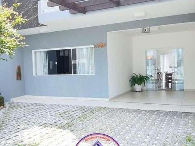 Lindo Sobrado à 64 mts do Mar