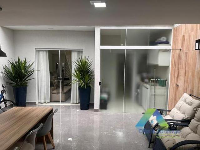 Lindo Sobrado a venda em condominio fechado com 125m² vila Joaniza