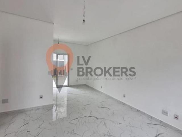 Lindo Sobrado à Venda em Mogi das Cruzes Villa Di Cesar 3 Quartos, 1 Suíte, 2 Salas, 3 Banheiro