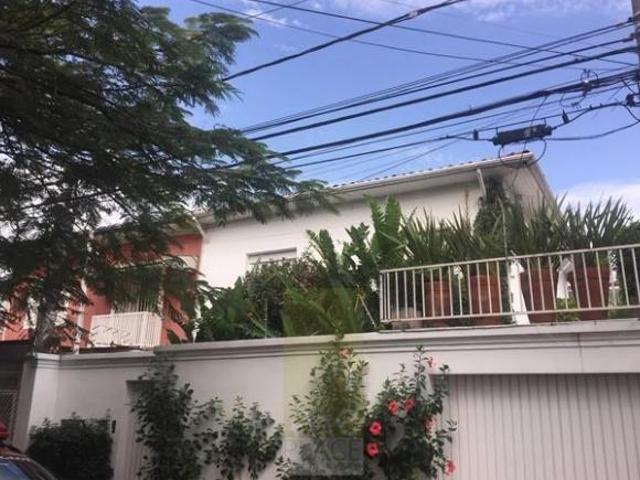 LINDO SOBRADO A VENDA NO BROOKLIN COM PISCINA!