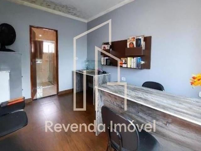 Lindo Sobrado á venda no Demarchi com 03 Dorms e 02 vagas
