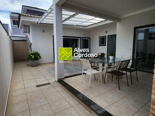 Lindo Sobrado à Venda no Ibiti Royal Park – Sorocaba