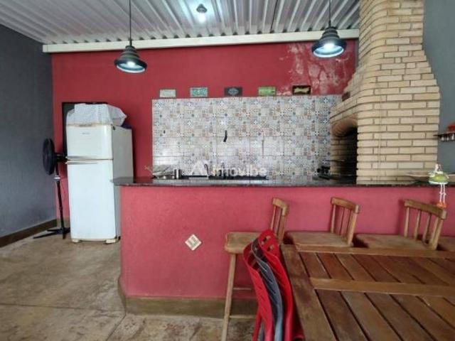 Lindo sobrado à venda no Jardim Nielsen Ville em Americana/SP