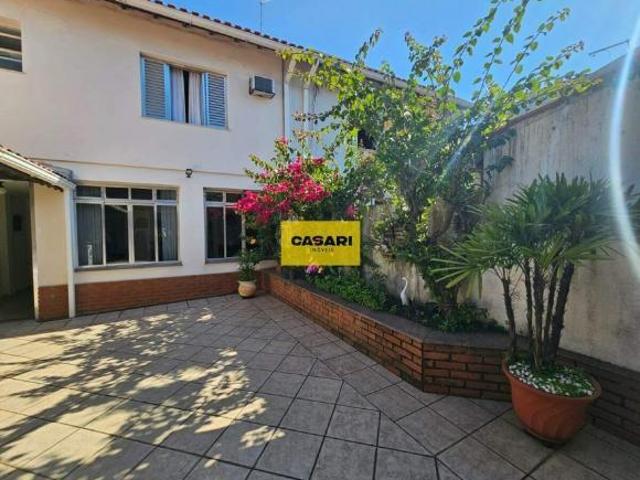 Lindo sobrado à venda no Jardim do Mar – 3 quartos, suíte, espaço gourmet e edícula em São Bernardo