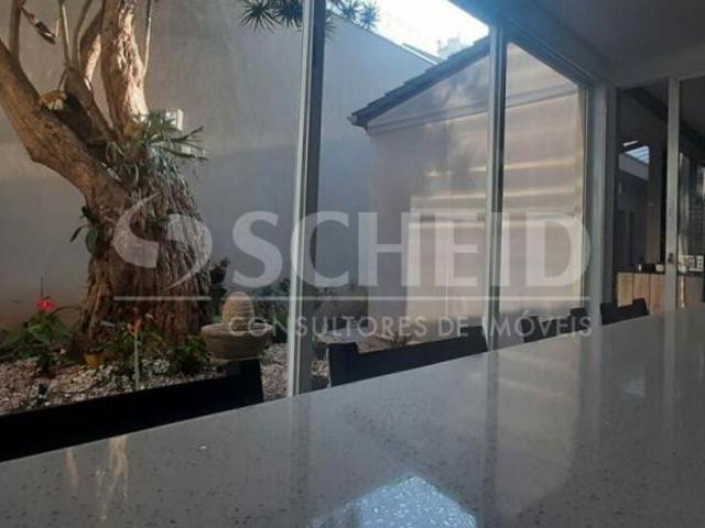 Lindo Sobrado a venda na Saúde com 03 Suítes e 02 Vagas de Garagem