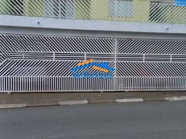 Lindo Sobrado com 4 Dorm sendo 2 Suítes, 4 vagas e Churrasqueira Osasco