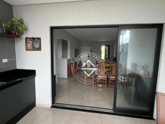 Lindo Sobrado com 4 dormitórios à venda, 160 m² por R$ 1.170.000 Bosque dos Manacas Jacareí/SP