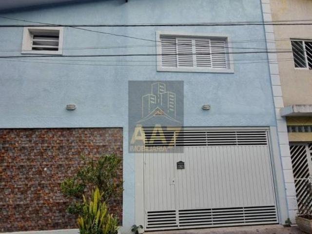 LINDO SOBRADO COM 4 DORMITORIOS E 2 SUITES