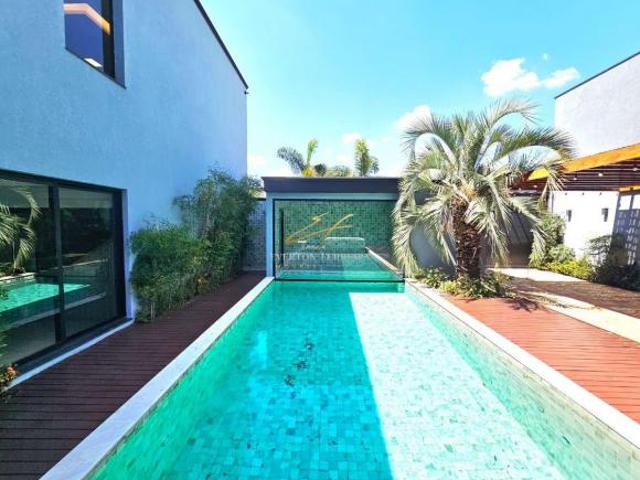 Lindo Sobrado com 5 Suítes, sendo 1 Suíte Térrea, Piscina Aquecida, SPA e Sauna em Indaiatuba/SP