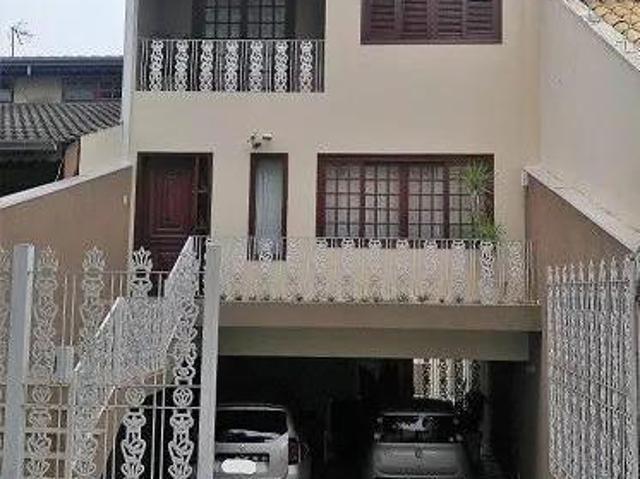 LINDO SOBRADO COM 04 DORMITÓRIOS DUAS SUÍTES COM VISTA PANORAMICA EM EXCELENTE LOCALIZAÇÃO DE JU
