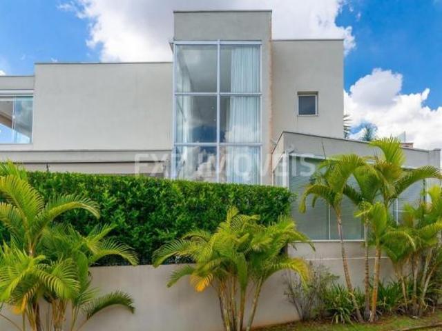 Lindo sobrado com 340m2 para venda no Swiss Park Campinas