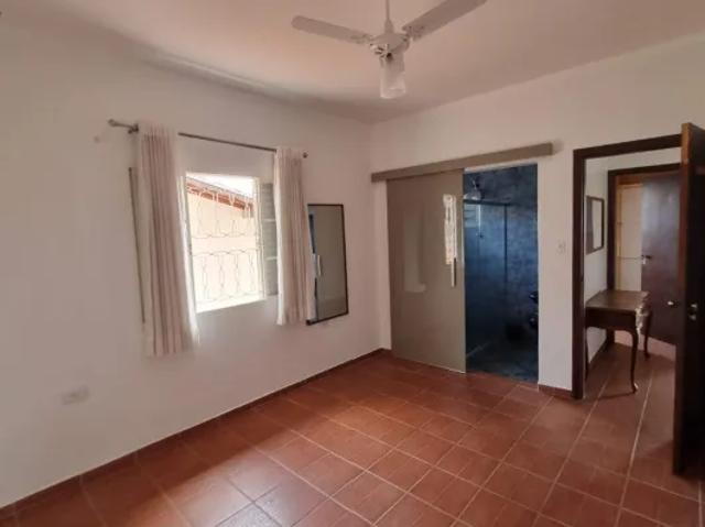 Lindo Sobrado com 3 dormitórios no Jardim Colorado em São José dos Campos