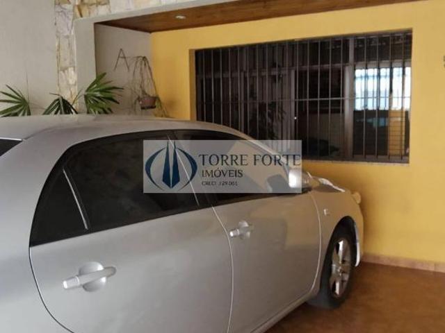 Lindo sobrado com 3 dormitórios e 2 vagas na Vila Granada