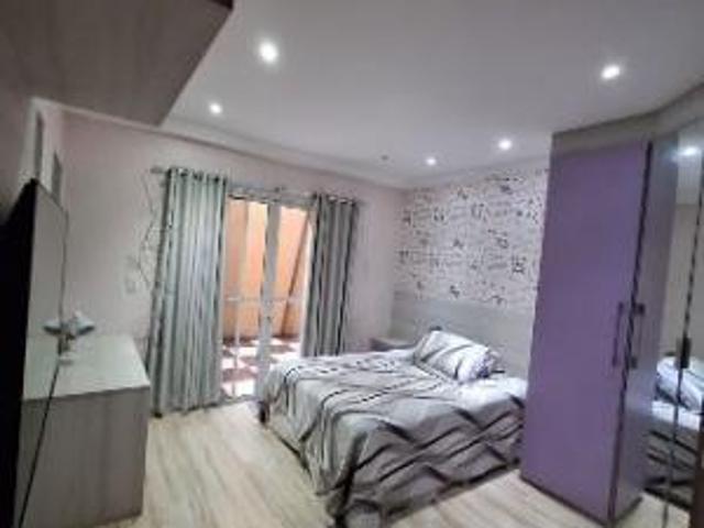 LINDO SOBRADO COM 3 DORMITÓRIOS 1 SUITE NO ALIANÇA OSASCO