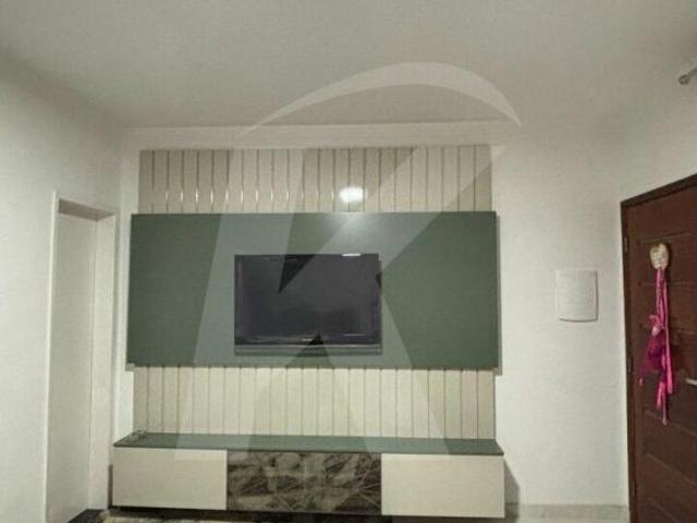 Lindo sobrado com 3 quartos, sendo 1 suíte e 2 vagas de garagem na Vila Maria Alta