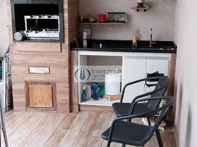 Lindo sobrado com 3 quaurtos 1 suite 2 vagas, varanda em Itaquera