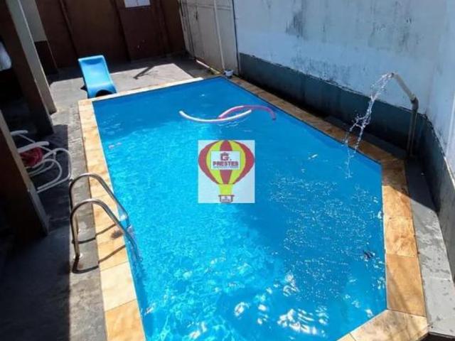 Lindo Sobrado com piscina 3 km do Shopping Iguatemi em Votorantim
