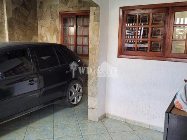 Lindo sobrado com sacada, duas suítes e área gourmet