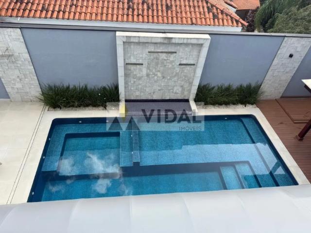 Lindo sobrado de esquina alto padrão mobiliado no condomínio village vert r$2.450.000,00