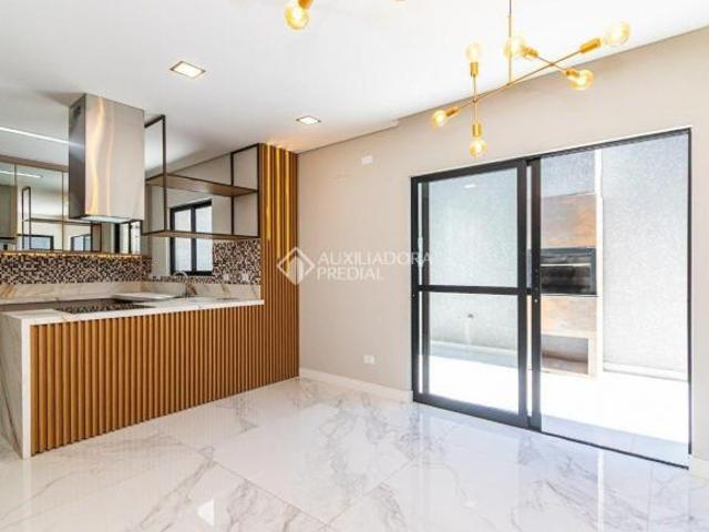 Lindo Sobrado de Luxo no Xaxim | 3 Suítes | R$ 1.390.000,00