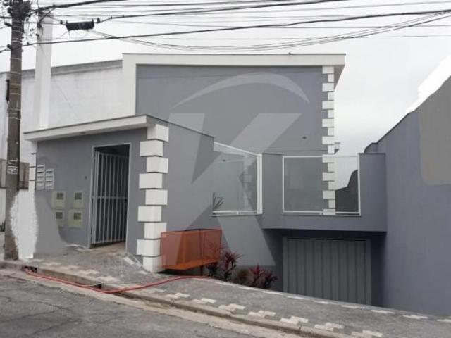 Lindo sobrado de 3 dormitórios e 1 suíte, em condomínio com 2 vagas cobertas