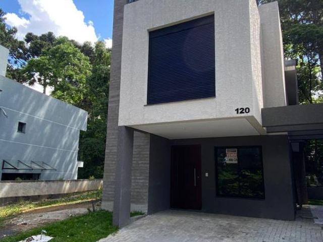 Lindo sobrado em condomínio com 3 quartos no Bairro Santa Candida