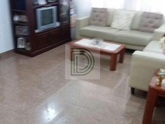 Lindo sobrado em condomínio fechado 3 dormitórios, sendo 1 suíte